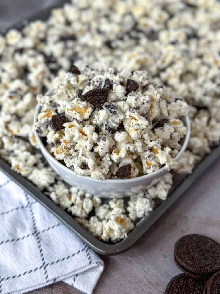 Cookies and Cream Oreo Popcorn Recipe - Whiskful Cooking